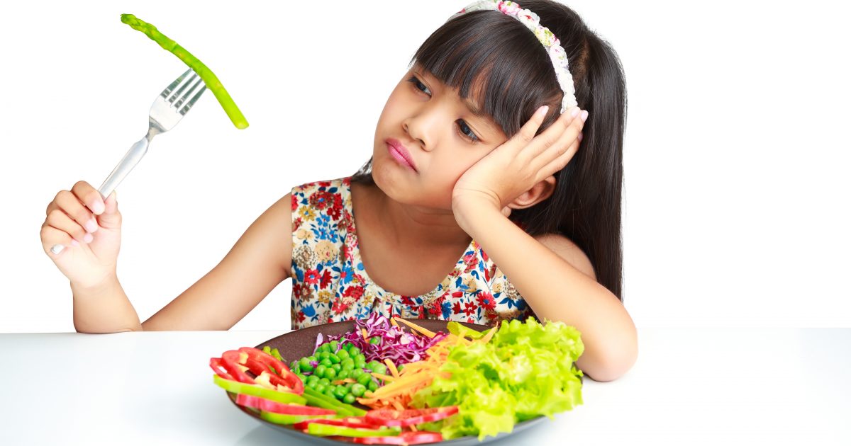 Seven Tips to Get Picky Eaters to Eat Healthy Foods